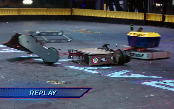3D design Battlebots Vanquish Simulator - Tinkercad
