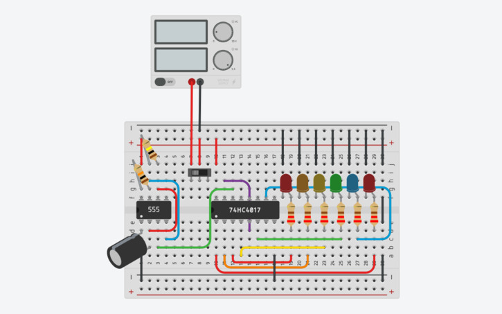 Circuit design 4017 and 555 - Tinkercad
