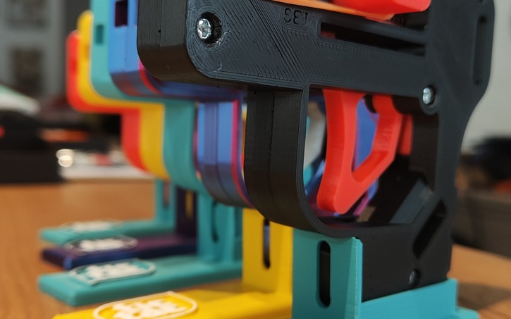 3D design Tic tac gun - Tinkercad