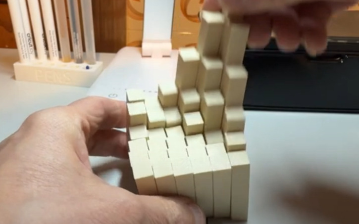 Codeblock design Optimized Pixel Cube Fidget Toy v1.0 - Tinkercad